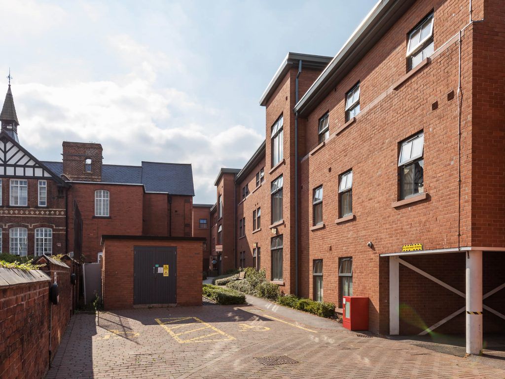 Abbeygate | Chester | UniAcco